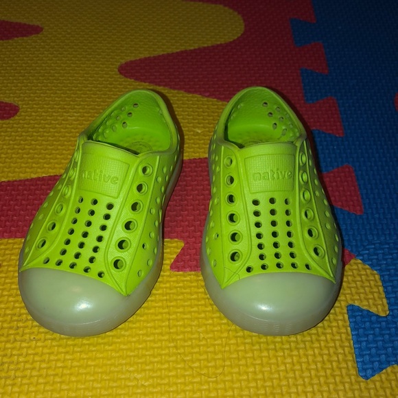 Native | Shoes | Green Native Shoes | Poshmark